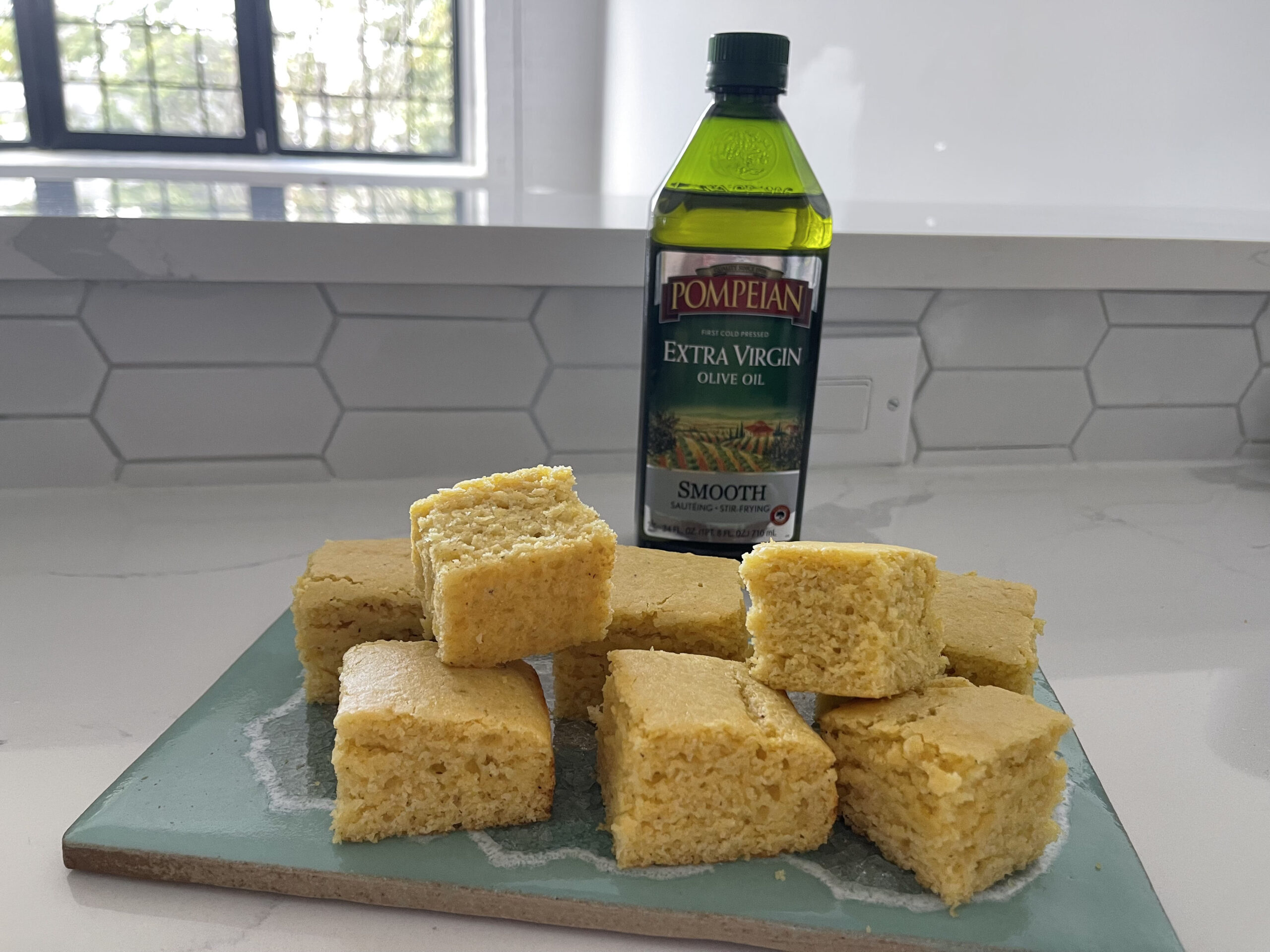 Olive Oil Cornbread - Pompeian